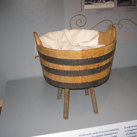 Creating the Ideal Home, 1800-1939: Comfort and Convenience in America ...